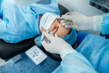 Can Cataracts Cause Headaches? Demystifying The Connection